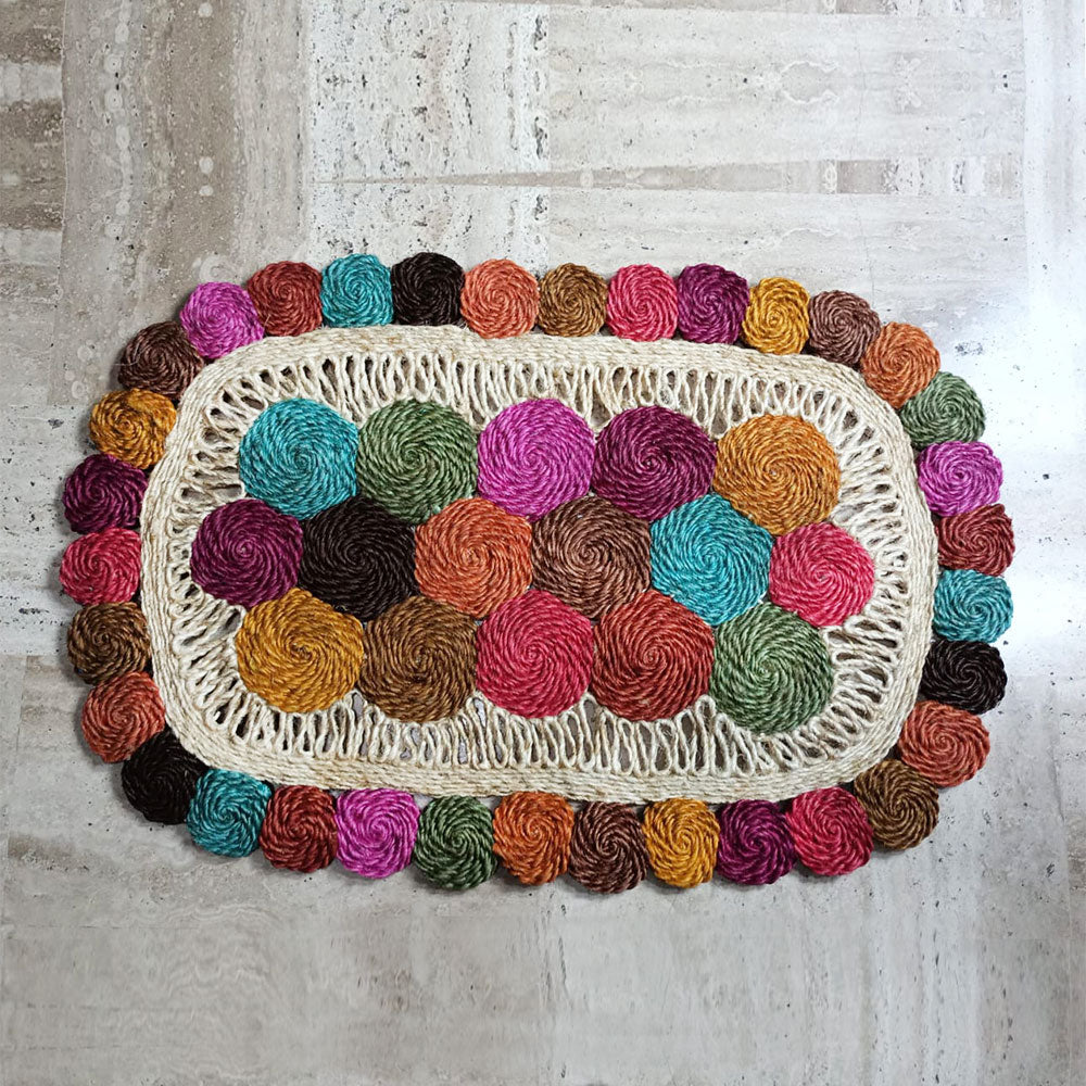 Colorful oval rug made of henequen fiber – Tikal | Artesanías Mexicanas